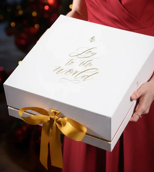 Festive Hamper – Four Seasons Hotel Bangkok at Chao Phraya River